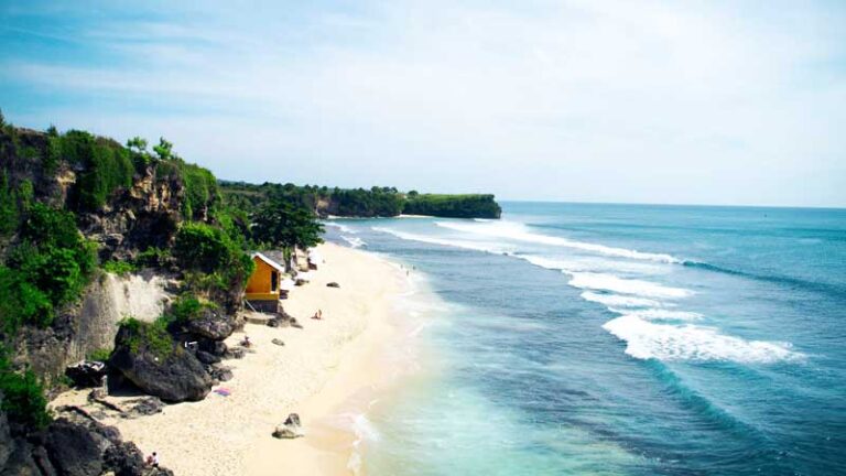 Pantai Balangan Bali, Keindahan Sunset Dari Sisi Tebing